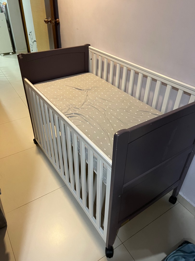 Free Baby Cot to give away, Babies & Kids, Baby Nursery & Kids ...