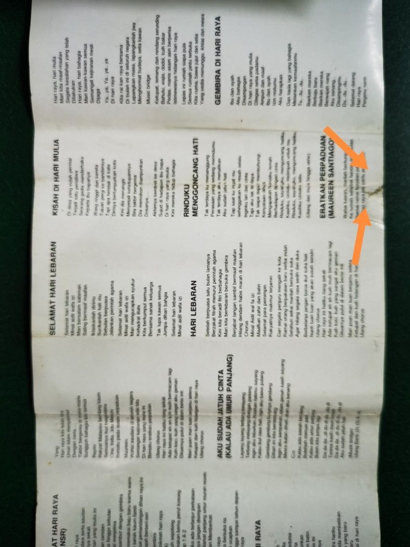 Irama Ria Hari Raya Kaset Cassette, Hobbies & Toys, Music & Media, CDs & DVDs on Carousell