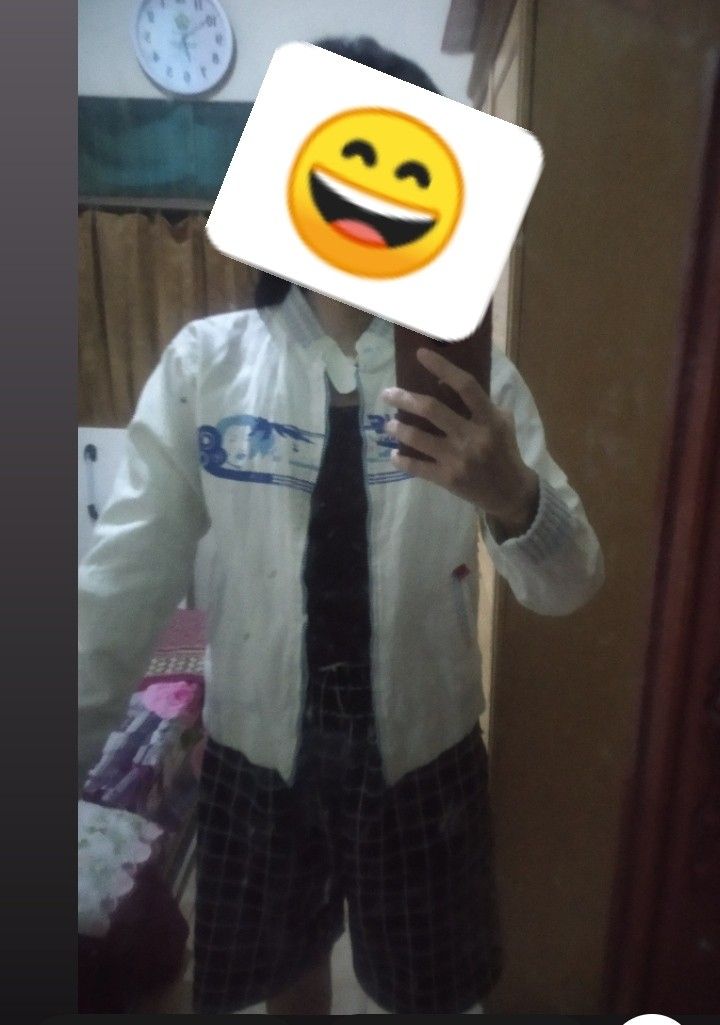 Jaket putih / jacket, Fesyen Wanita, Pakaian Wanita, Baju Luaran di ...
