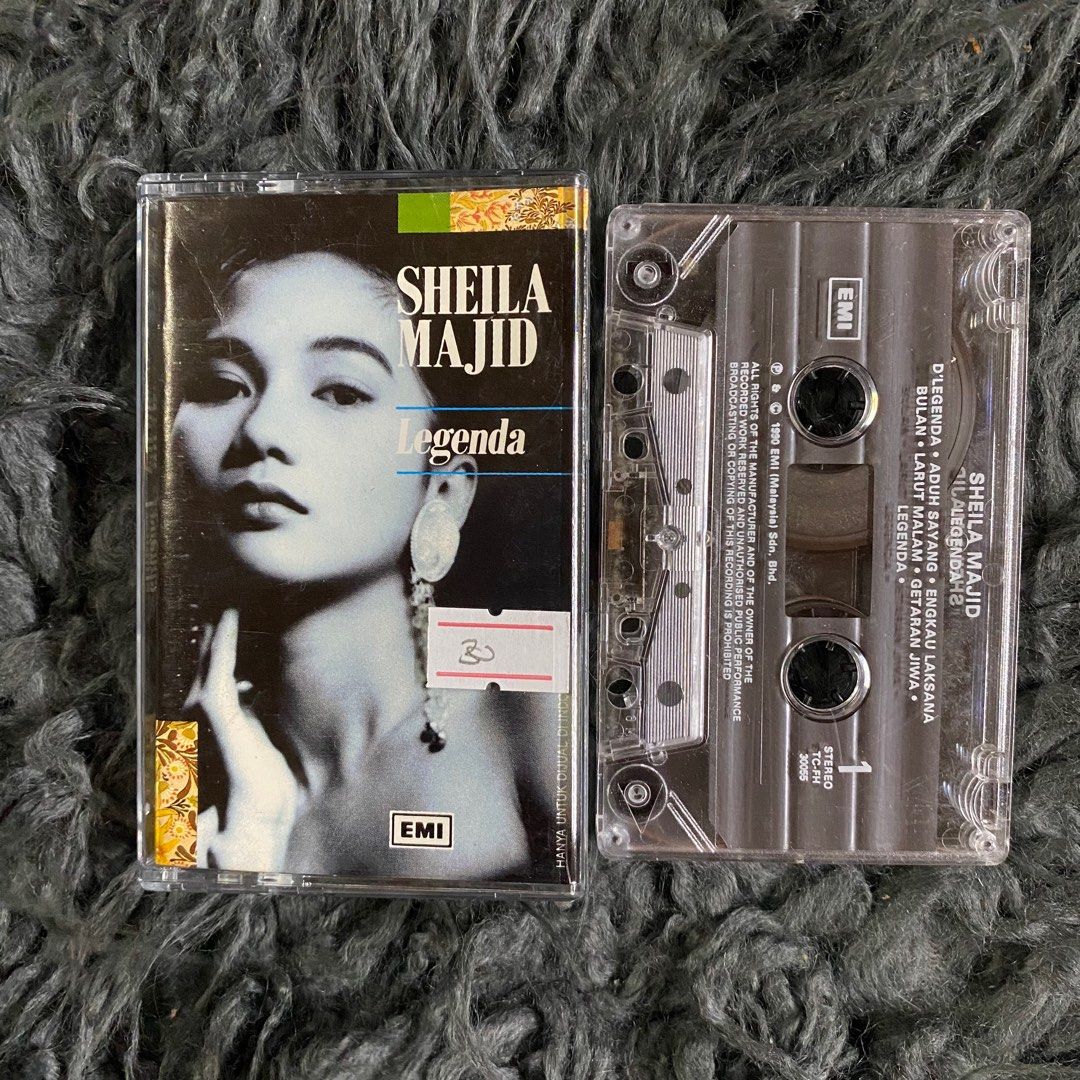 KASET SHEILA MAJID Lagenda, Hobbies & Toys, Music & Media, CDs & DVDs on Carousell