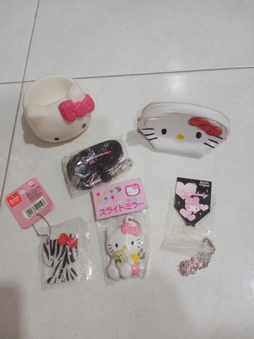 Kitty combo set, Everything Else, Others on Carousell