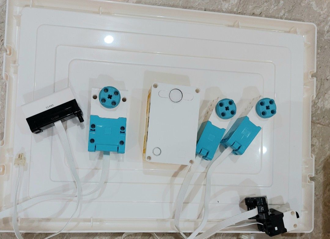 Lego Spike Prime Education Core Set (45678) robotics coding STEAM NXT ...