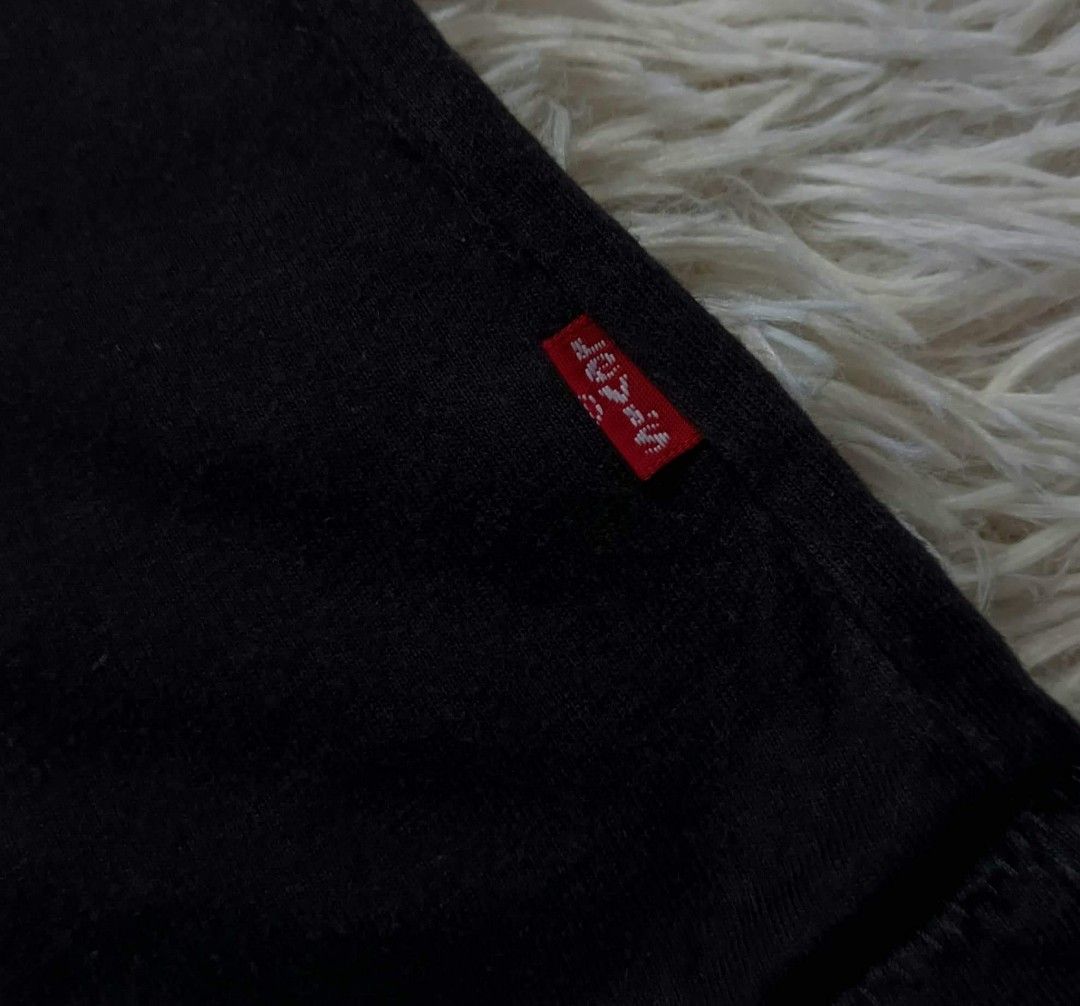 Levi's San Francisco Destination tee, Men's Fashion, Tops & Sets ...