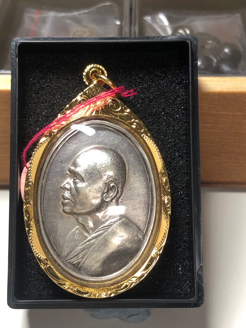 Lp Pae M16 silver, Hobbies & Toys, Memorabilia & Collectibles ...