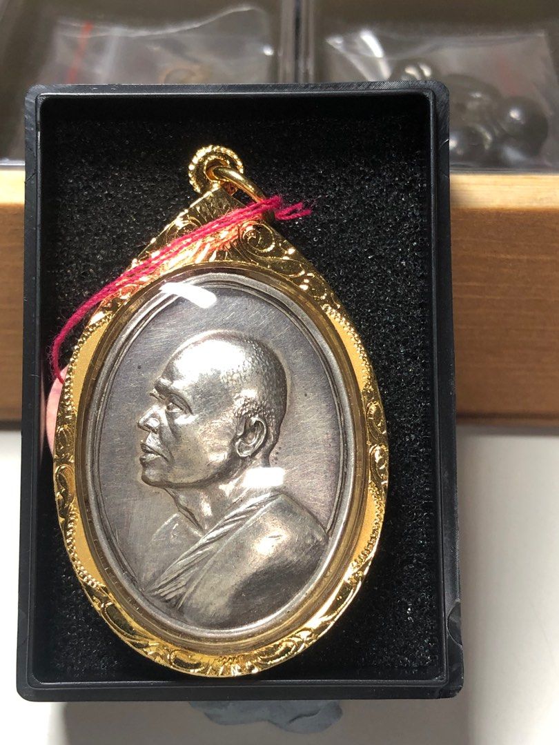 Lp Pae M16 silver, Hobbies & Toys, Memorabilia & Collectibles ...