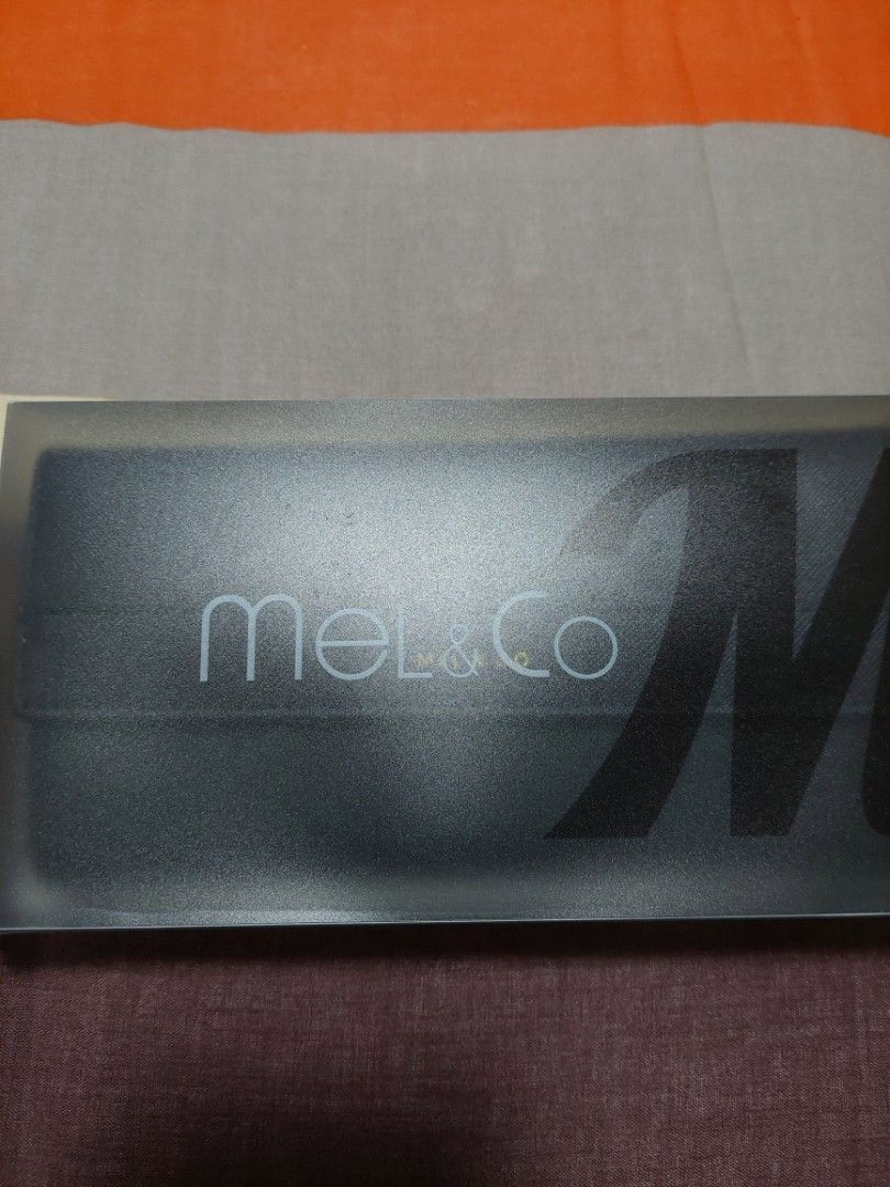 Mel & co long wallet, Luxury, Bags & Wallets on Carousell