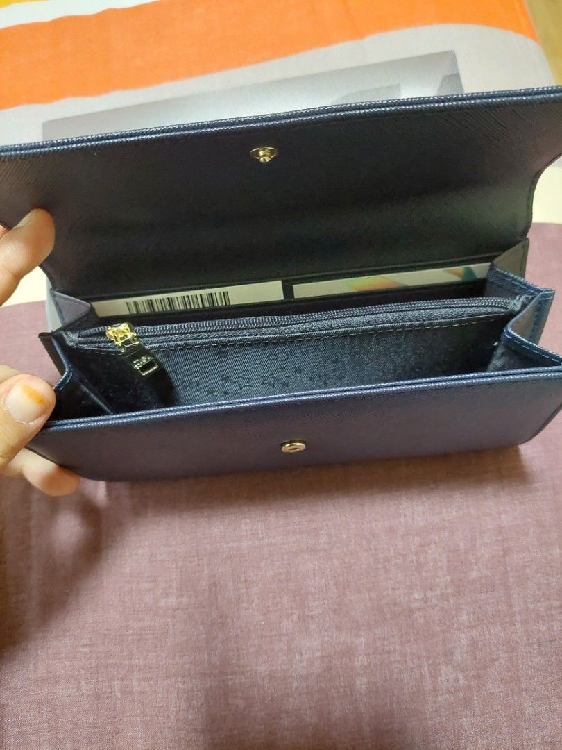 Mel & co long wallet, Luxury, Bags & Wallets on Carousell