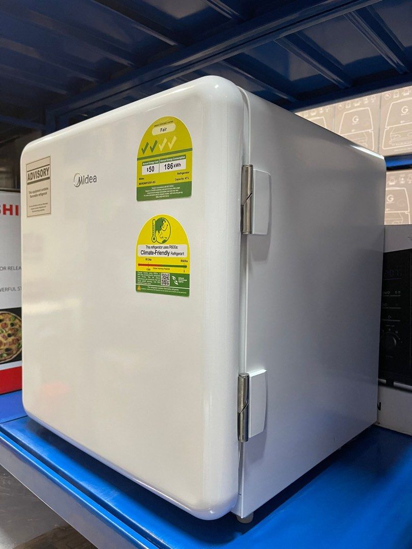 MIDEA MDRD86FGD01-SG BAR FRIDGE (47L ), TV & Home Appliances, Kitchen ...