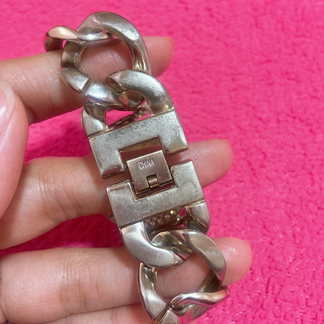 Mossimo Two-Tone Chain Watch, Women's Fashion, Watches & Accessories ...