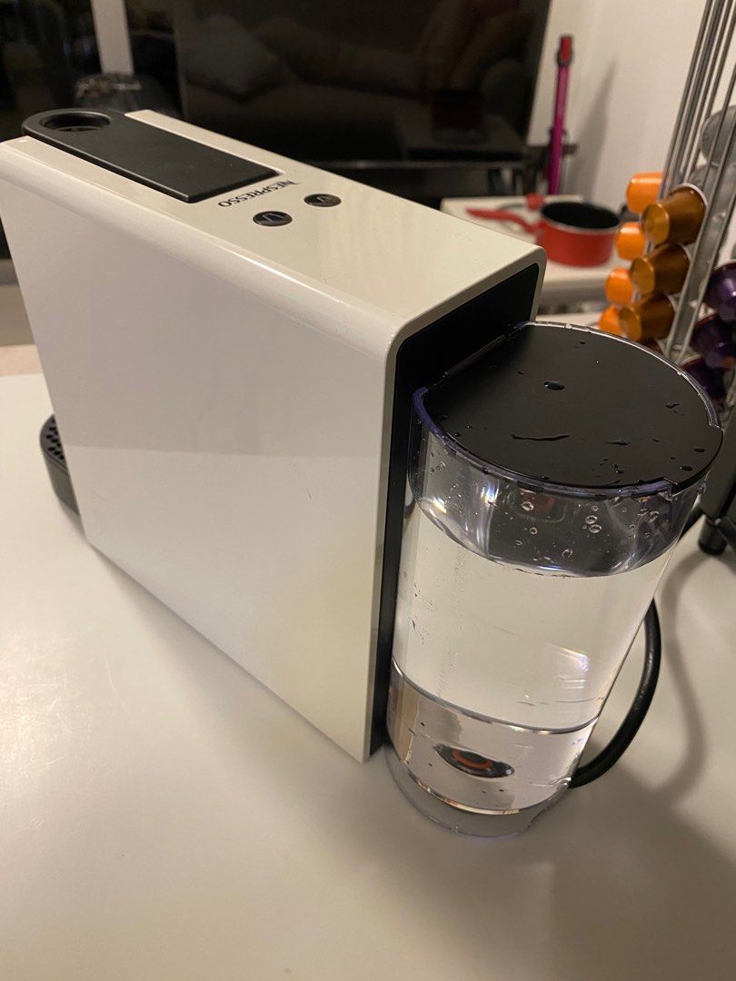 Nespresso Essenza Mini Pure White, TV & Home Appliances, Kitchen ...
