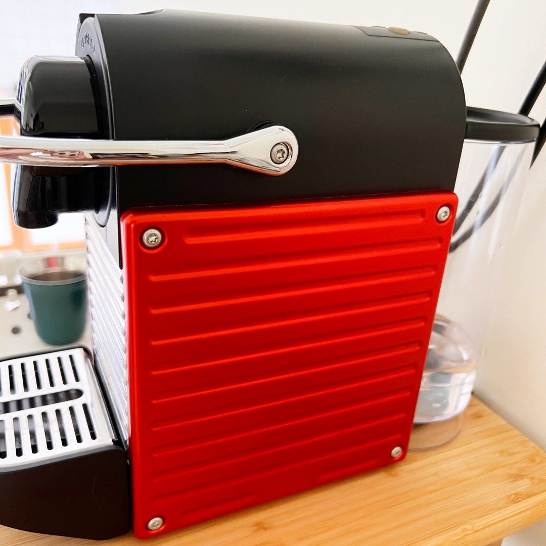 NESPRESSO Pixie Electric Red, TV & Home Appliances, Kitchen Appliances ...