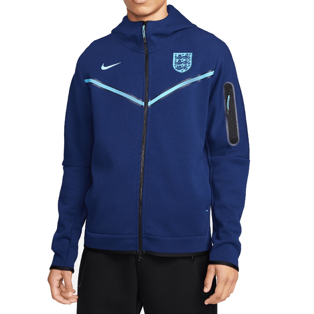 Nike england tech zip thru hoodie m size, 男裝, 外套及戶外衣服 - Carousell