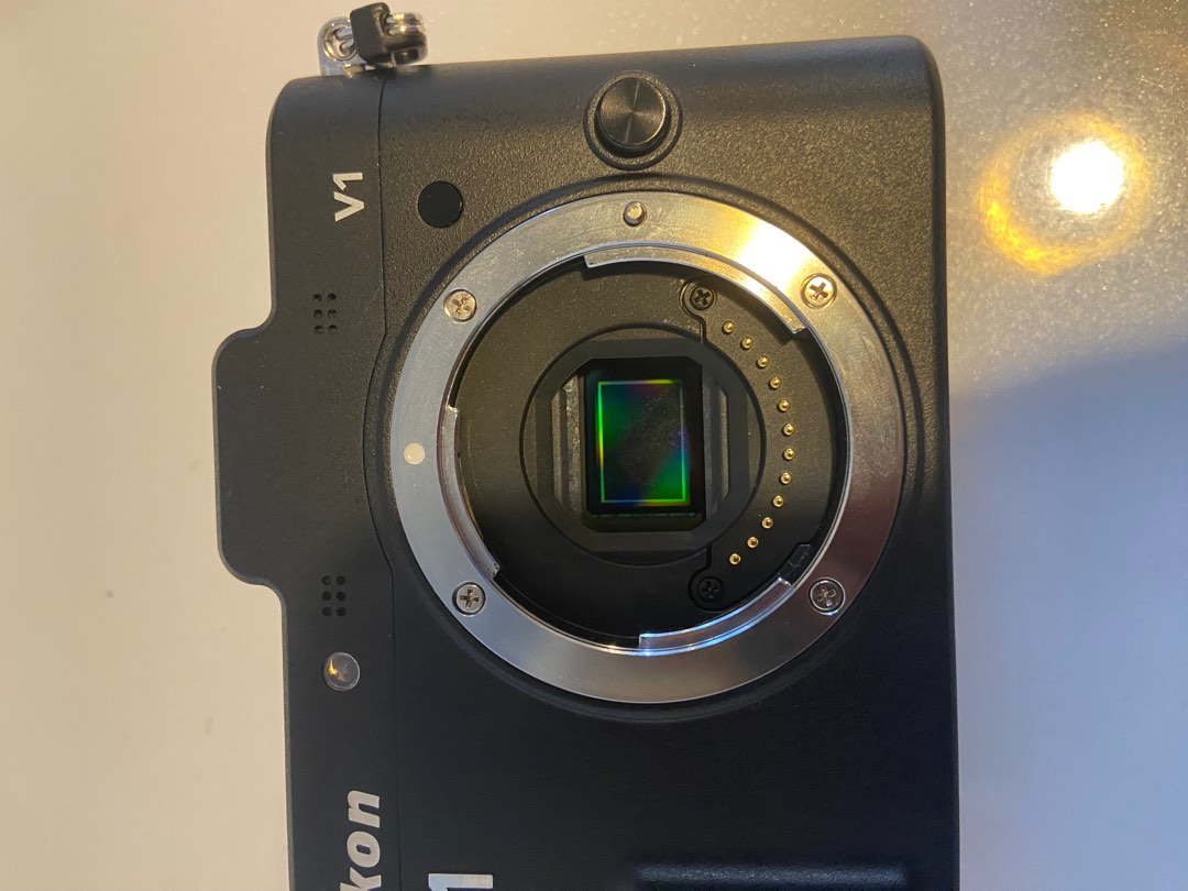 Nikon V1 ( Mint Condition ), Photography, Cameras on Carousell