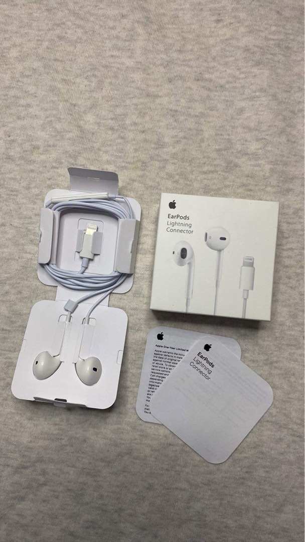 ORIGINAL APPLE EARPODS LIGHTNING CONNECTOR, Mobile Phones & Gadgets ...