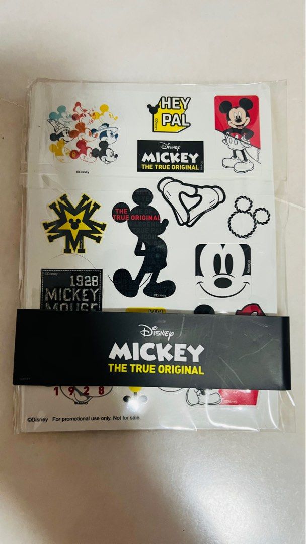 Pin-90 years of Mickey Magic, Hobbies & Toys, Memorabilia ...