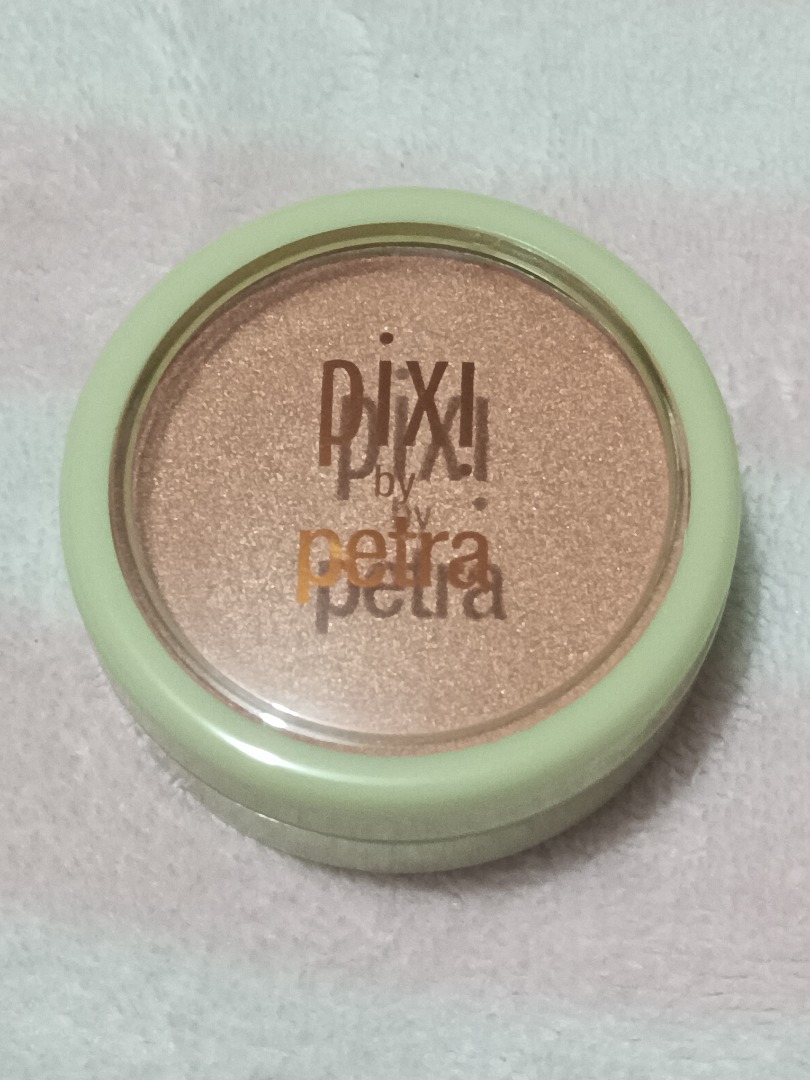 Pixi by Petra Glow-y Powder in Peachy Glow, Beauty & Personal Care ...