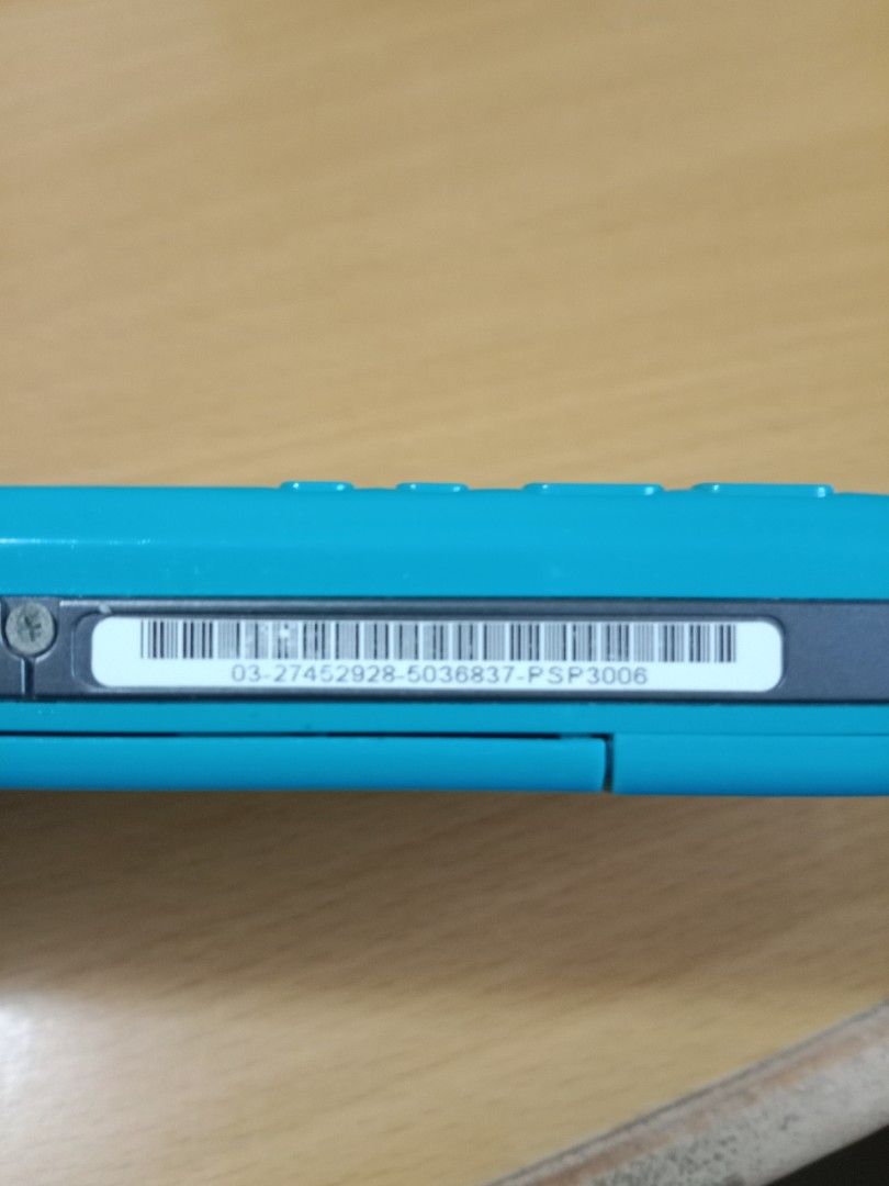 PSP 3000 Turquoise Green, Video Gaming, Video Game Consoles ...