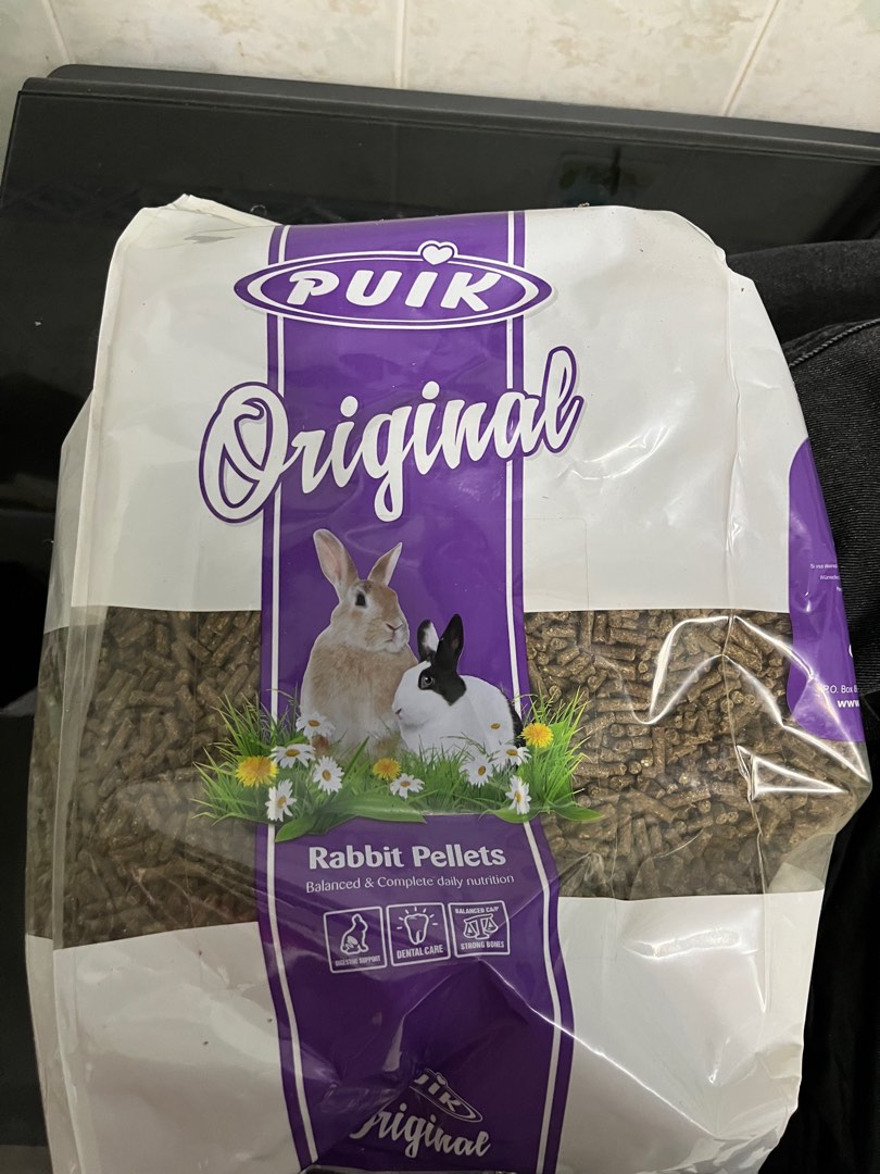 Rabbit food, Pet Supplies, Pet Food on Carousell