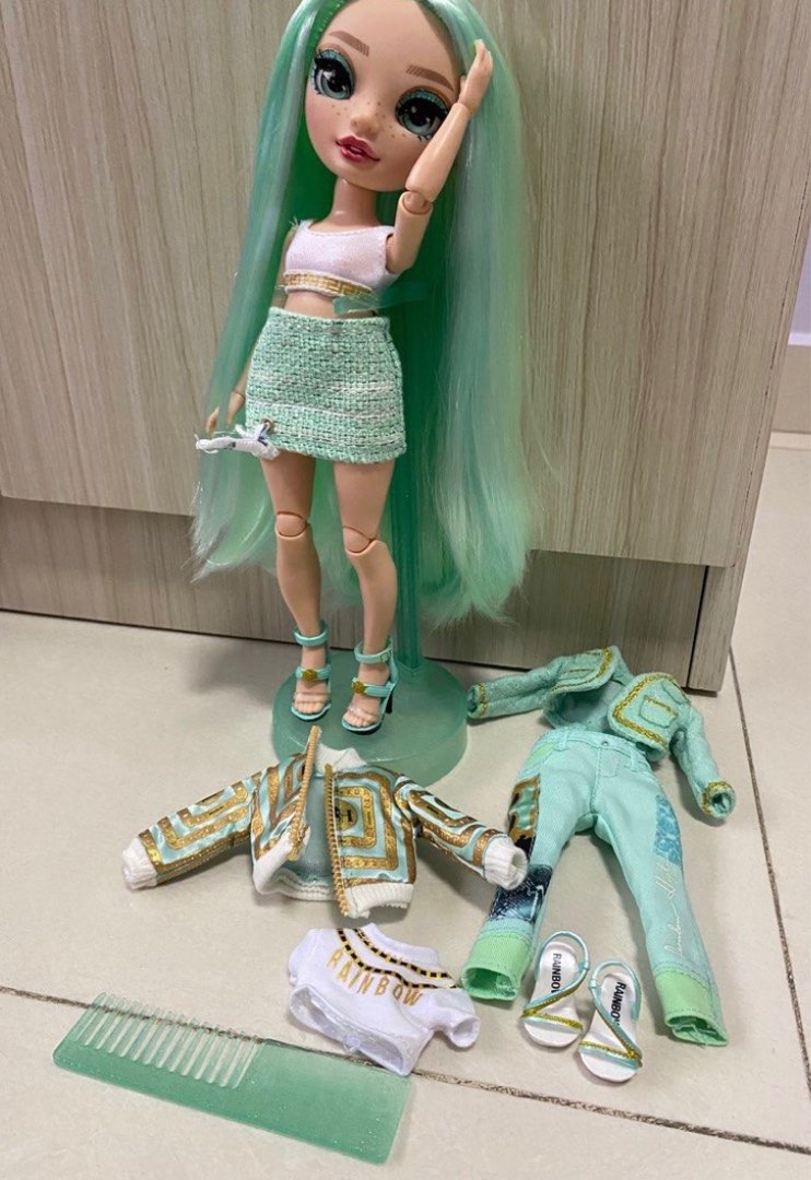 rainbow high daphne minton doll, Hobbies & Toys, Toys & Games on Carousell