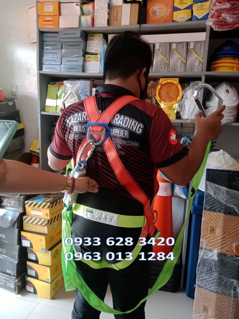 safety Harness Heavy Duty with Hook, Commercial & Industrial ...