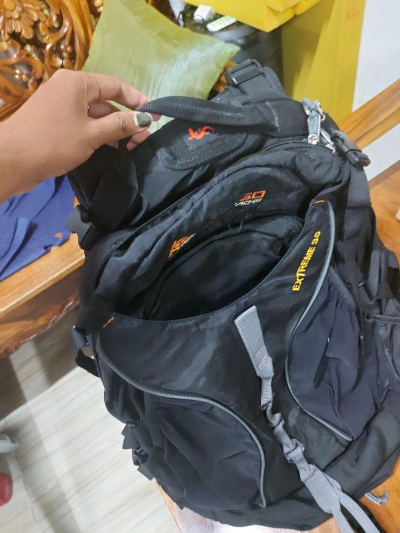SANDUGO TREKKING/HIKING BAG, Men's Fashion, Bags, Backpacks on Carousell