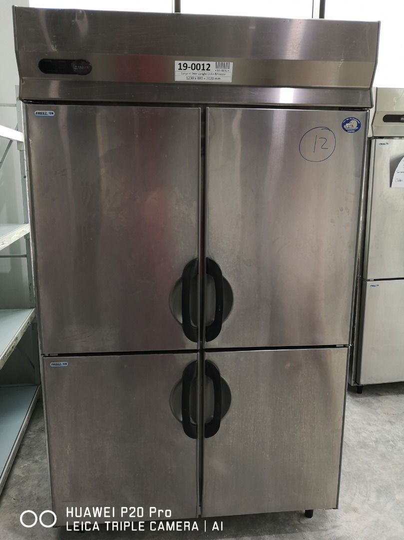 Sanyo 4 door upright chiller (Pillarless), TV & Home Appliances ...