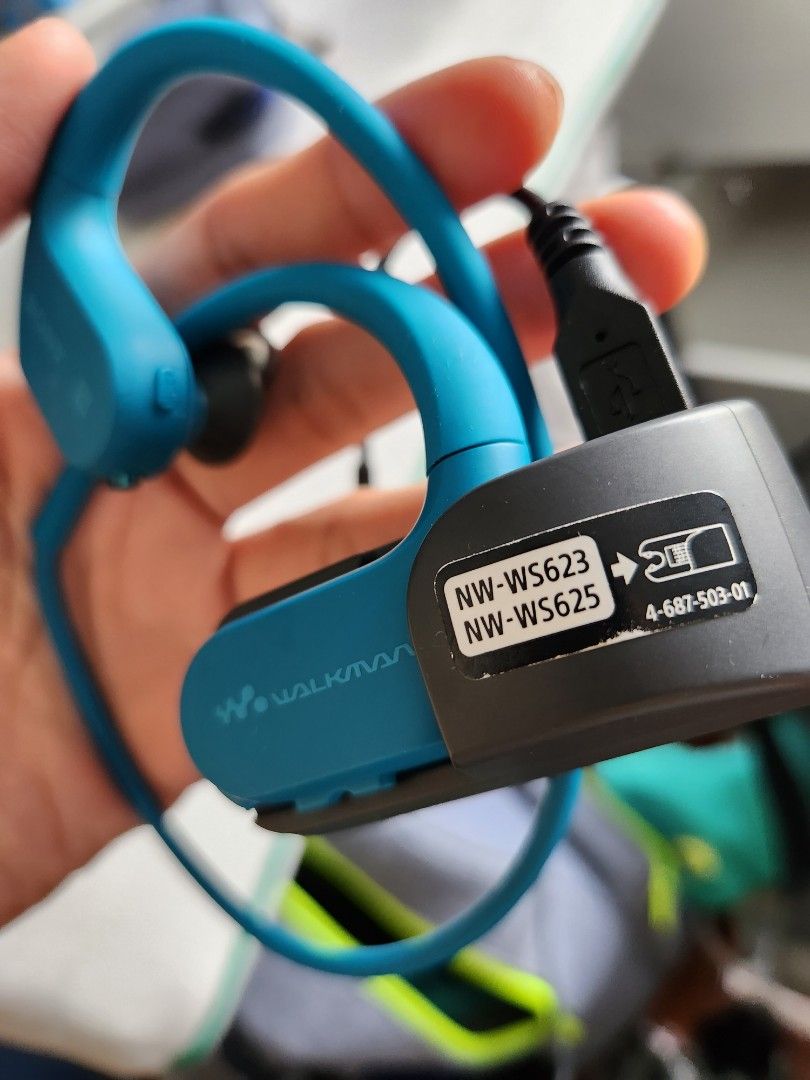 Sony Walkman Waterproof NW-WS623, Audio, Headphones & Headsets on Carousell