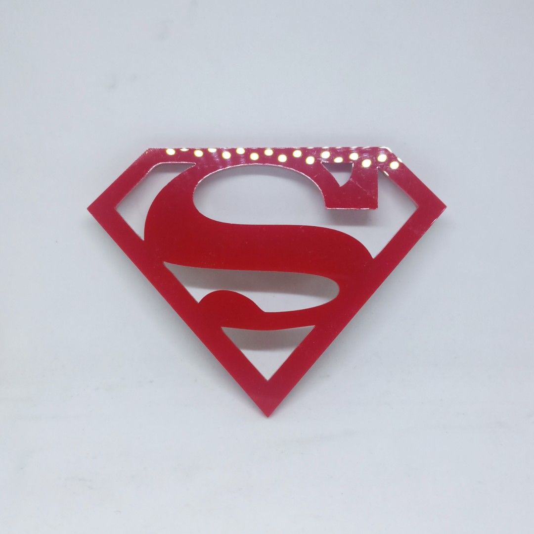 Superman logo acrylic, Desain & Kerajinan Tangan, Barang & Aksesoris ...