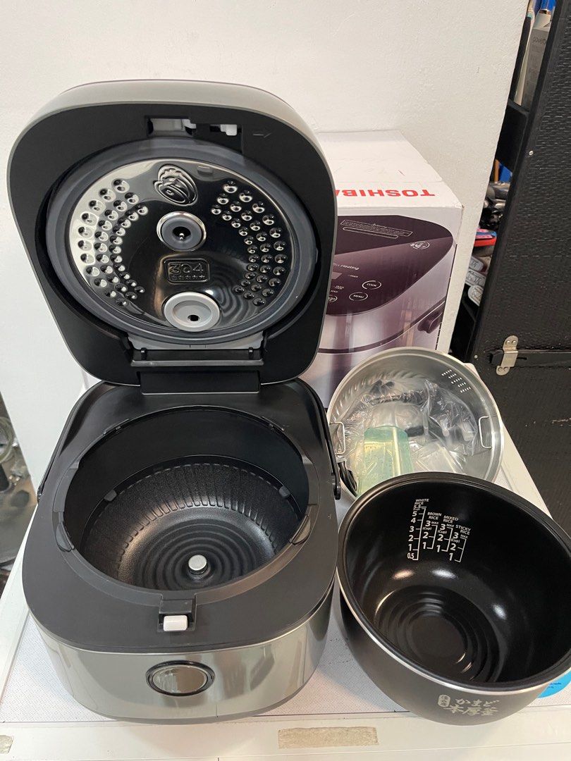 TOSHIBA RC-10IRPS LOW GI IH RICE COOKER (1.0L) Display Set $180, TV ...