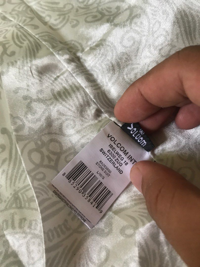 Volcom Stripe Corpo Suit Complete set, Men's Fashion, Coats, Jackets ...