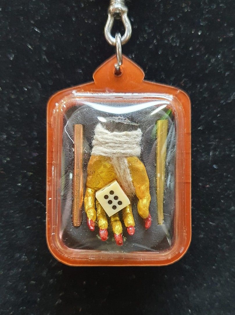 Wealth Fetching Hand Thai Amulet, Hobbies & Toys, Memorabilia ...