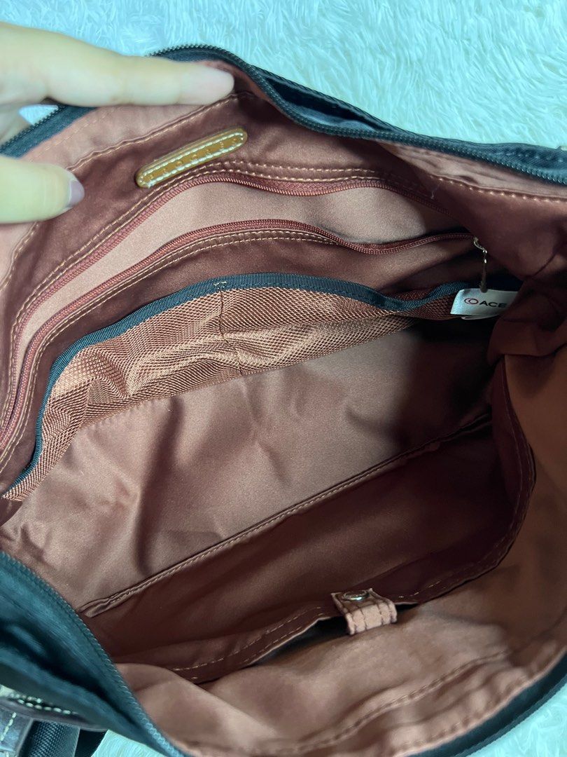 Ace Progres Crossbody Bag, Women's Fashion, Bags & Wallets, Cross-body ...