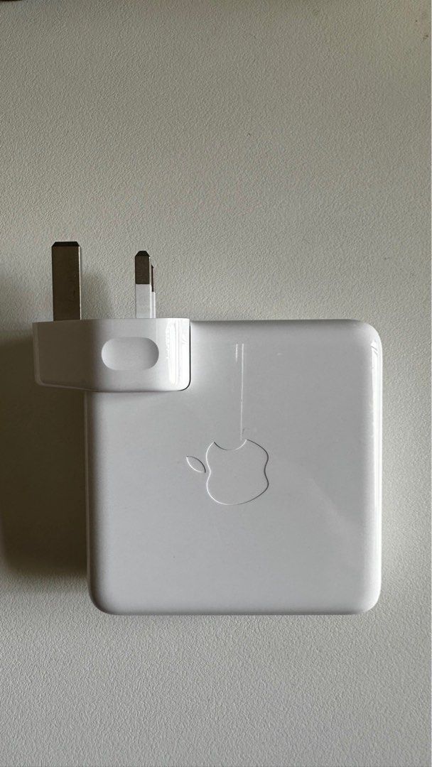 Original Apple MacBook adaptor cable, Computers & Tech, Parts ...