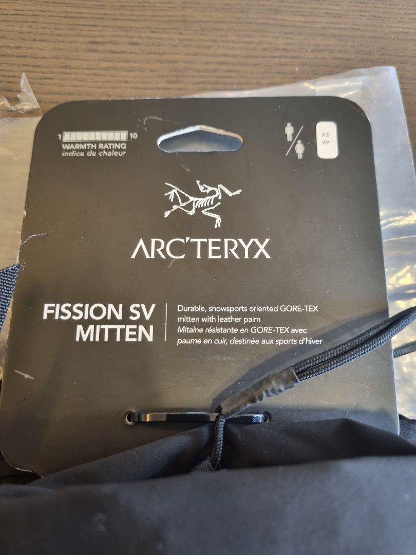 Arc'teryx Winter Mittens, Men's Fashion, Watches & Accessories, Gloves ...
