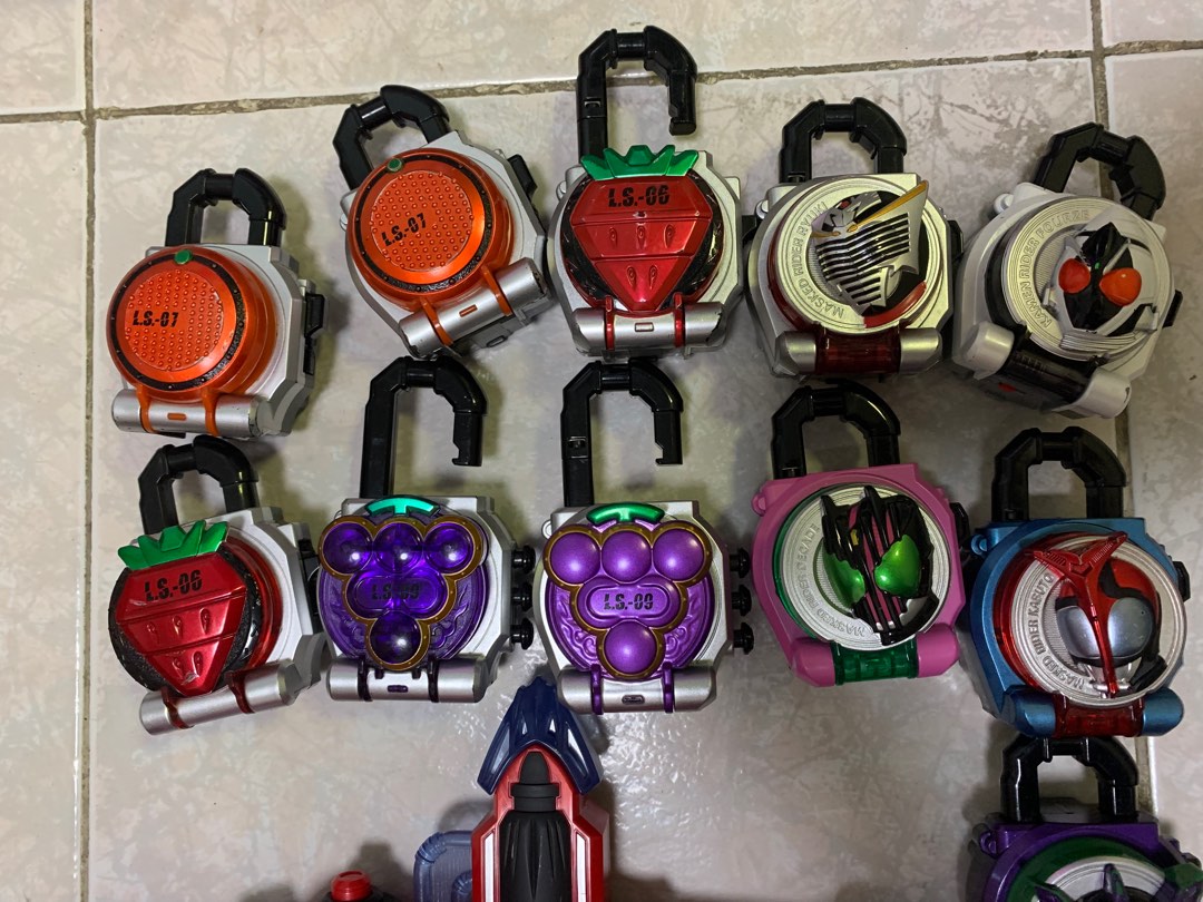 Bandai LOCKSEED GAIM SET, 其他, 其他 - Carousell