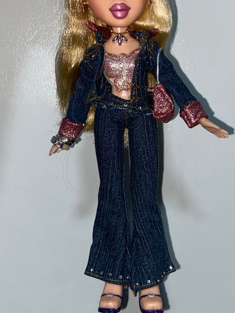 BRATZ SECRET DATES CLOE, Hobbies & Toys, Toys & Games on Carousell