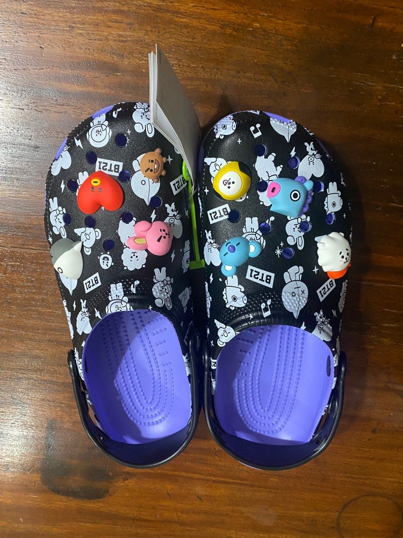 bt21 clog bts official merch crocs legit, Men's Fashion, Footwear ...
