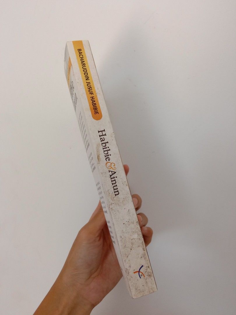 Buku Habibie & ainun, Buku & Alat Tulis, Buku di Carousell Buku Habibie & ainun, Buku & Alat Tulis, Buku di Carousell
