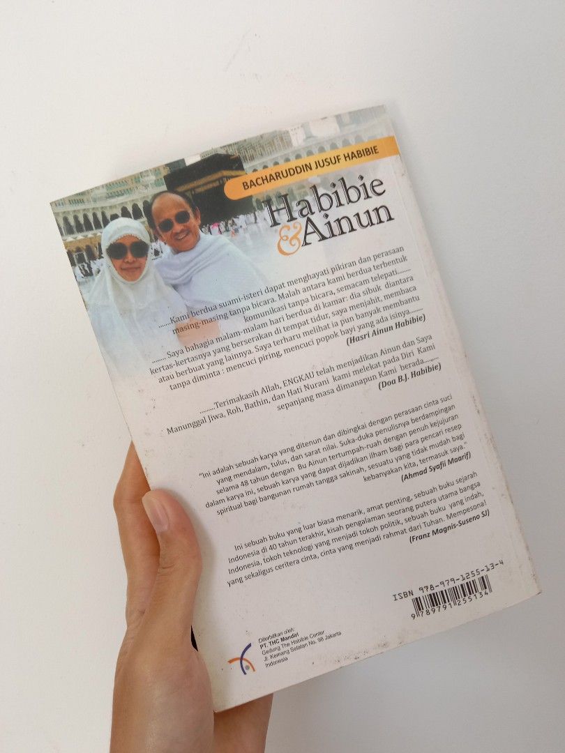 Buku Habibie & ainun, Buku & Alat Tulis, Buku di Carousell Buku Habibie & ainun, Buku & Alat Tulis, Buku di Carousell