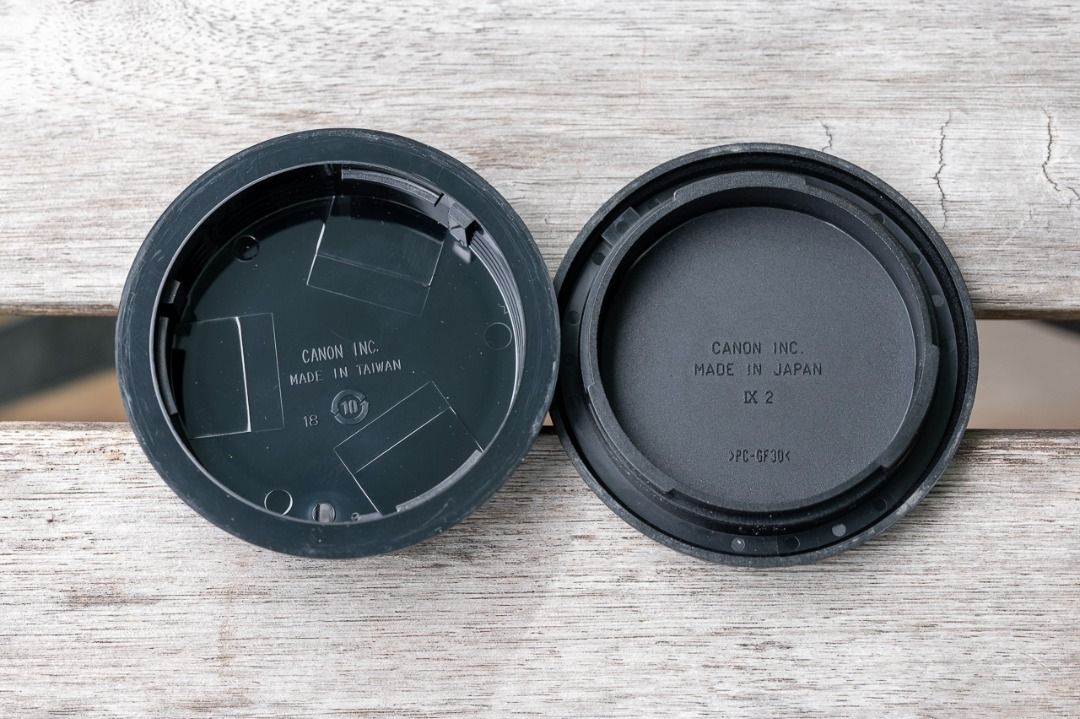 Canon EOS DSLR Camera (sensor) cap and lens mount cap, Photography ...