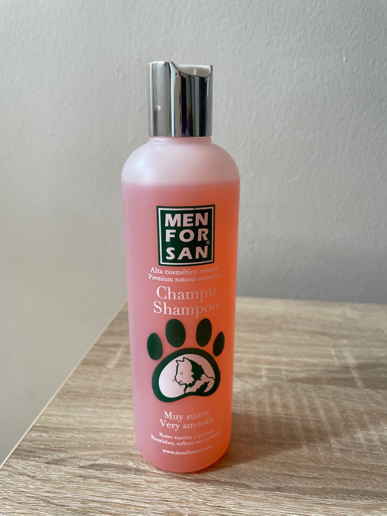 Cat shampoo, Pet Supplies, Health & Grooming on Carousell