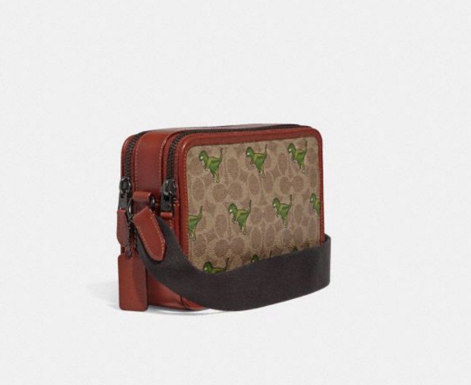 Coach Dinosaur Charter Crossbody Bag, Men's Fashion, Bags, Sling Bags ...