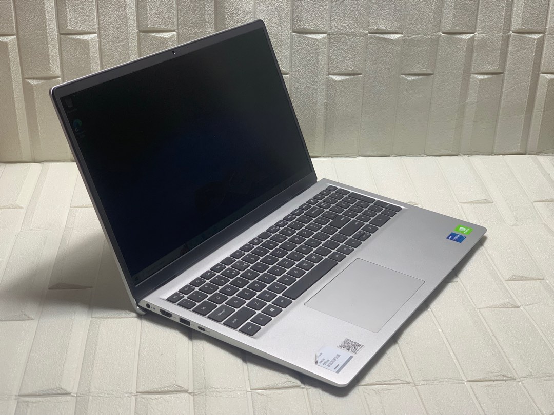 Dell Inspiron 15 3511 i5 11TH Generation 8gb Ram 512 SSD NVIDIA GeForce ...