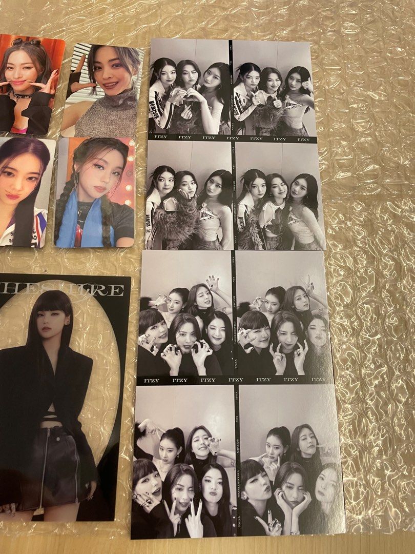 Itzy Cheshire Limited Edition Photocard Yeji Lia Ryujin Chaeryeong Yuna