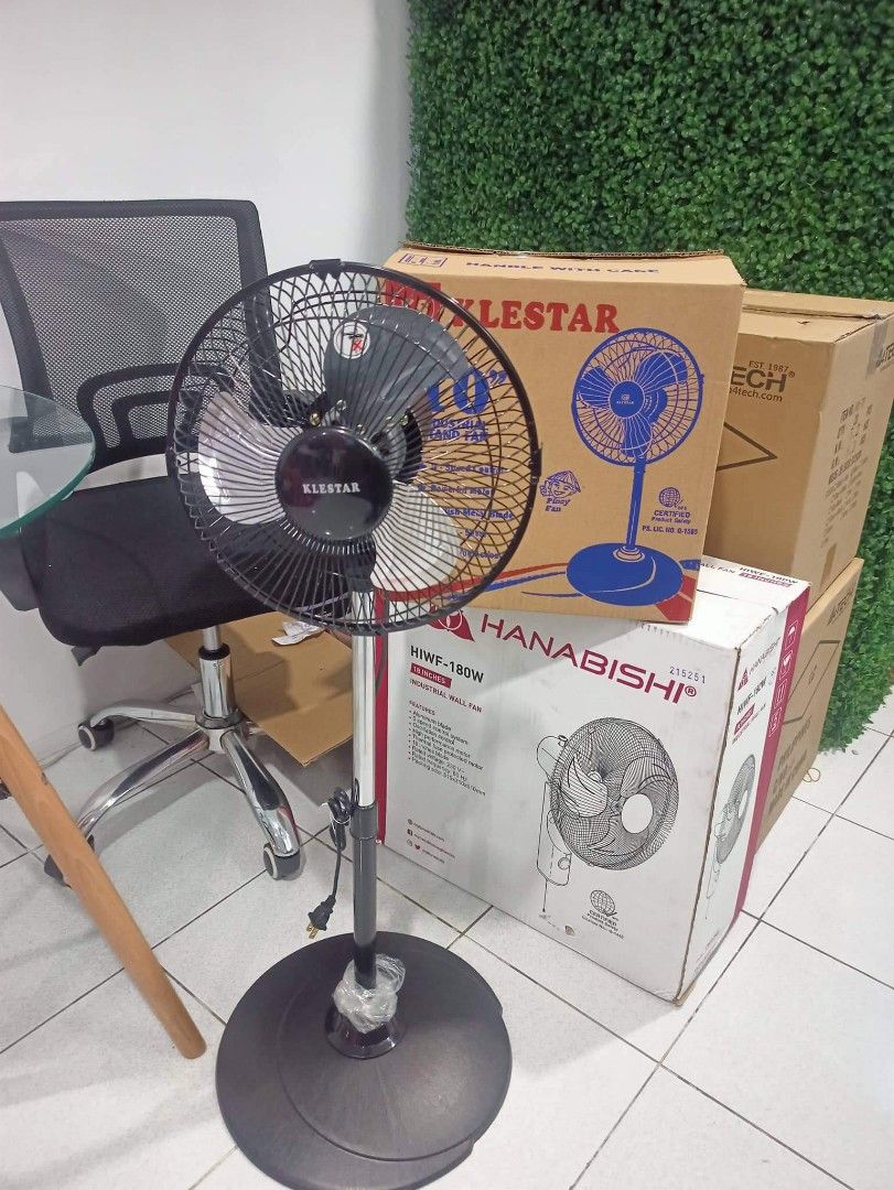 KLESTAR 10" Mini Stand Fan Metal Blade Black KSF10, Furniture & Home ...
