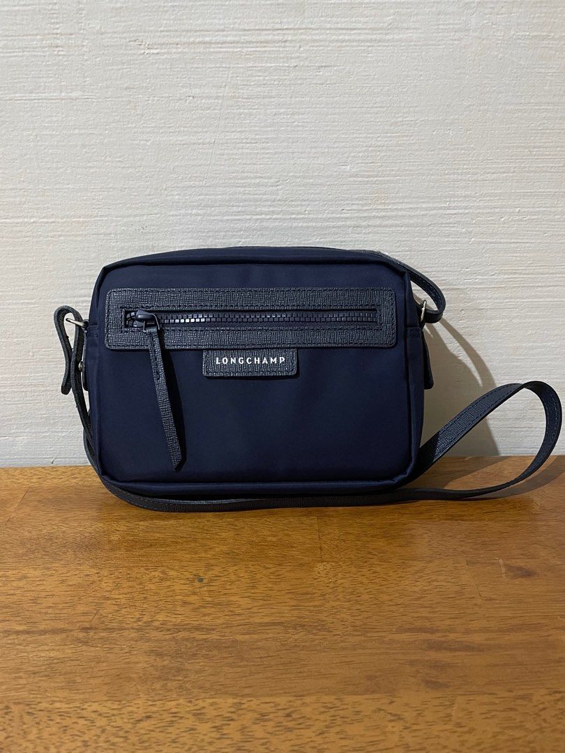 Longchamp Camera Bag, Luxury, Bags & Wallets on Carousell