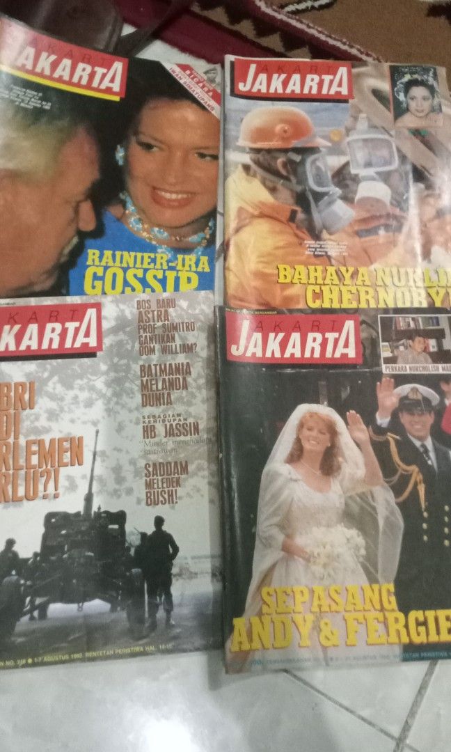 Majalah Jakarta Jakarta, Buku & Alat Tulis, Majalah & Lainnya di Carousell