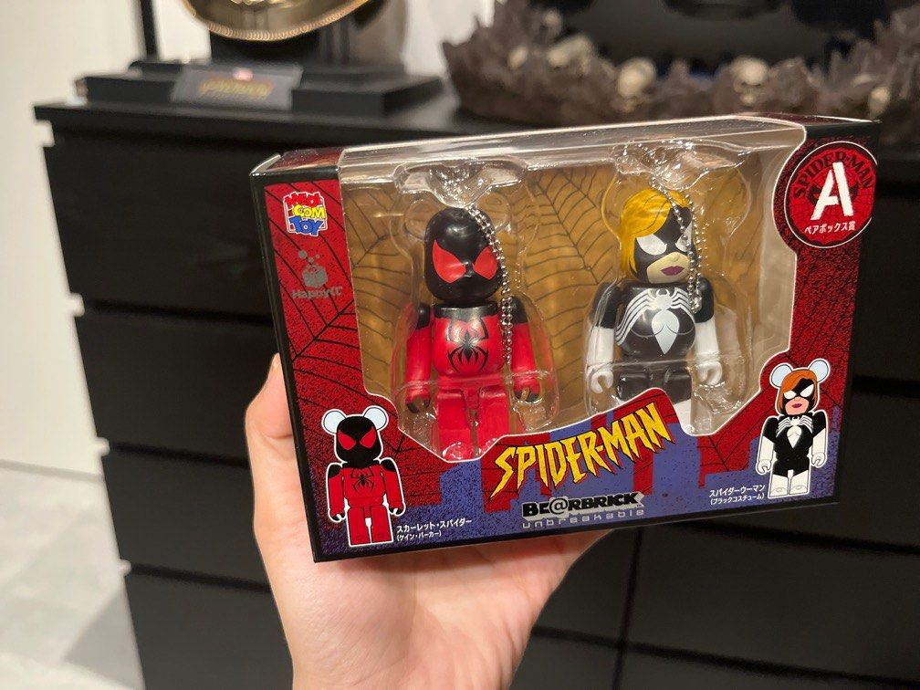 MEDICOM SPIDER-MAN : SCARLET SPIDER + SPIDER-WOMAN 100% BEARBRICK ...