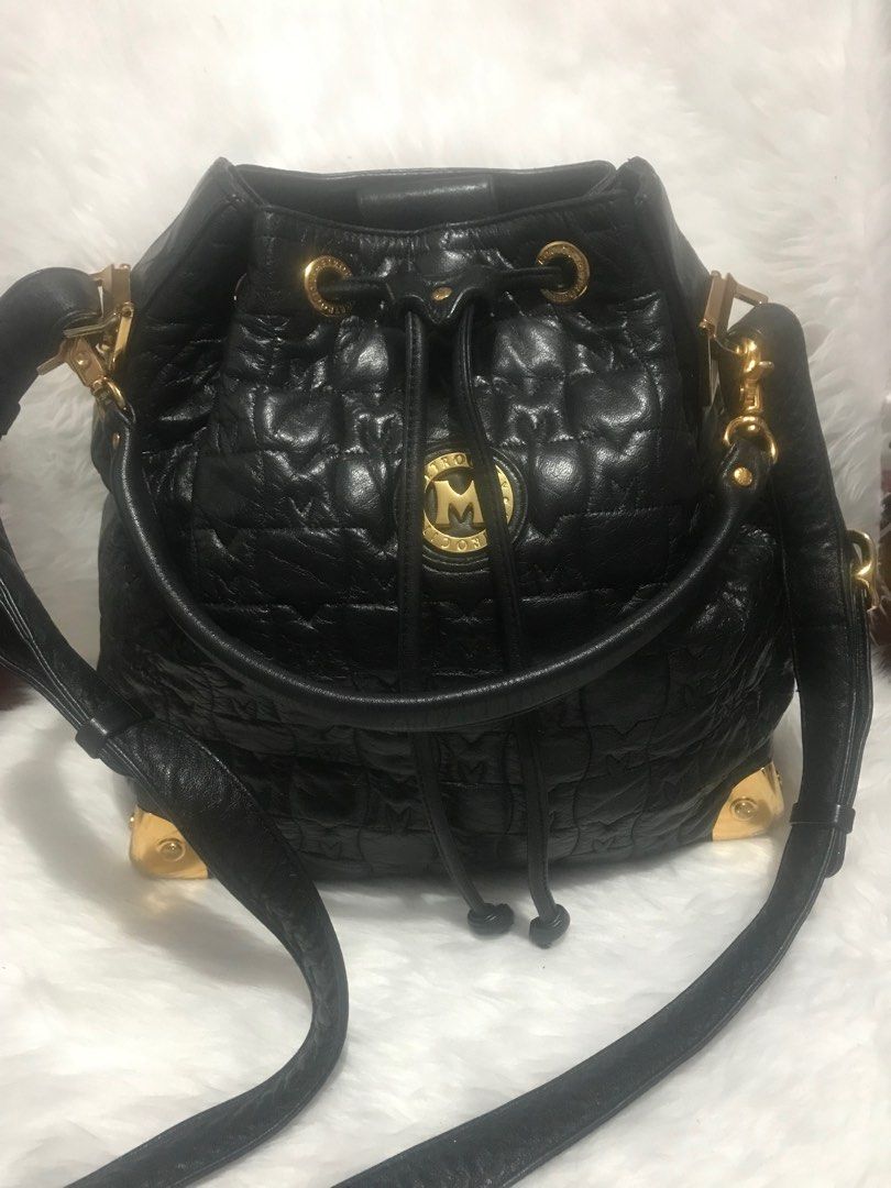 SALE!!! Metro city bucket bag, Luxury, Bags & Wallets on Carousell