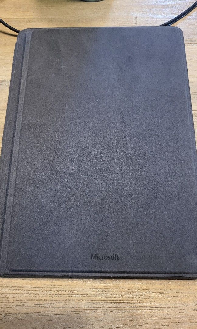 Microsoft surface go tablet laptop 1824 128GB with keyboard, Computers ...